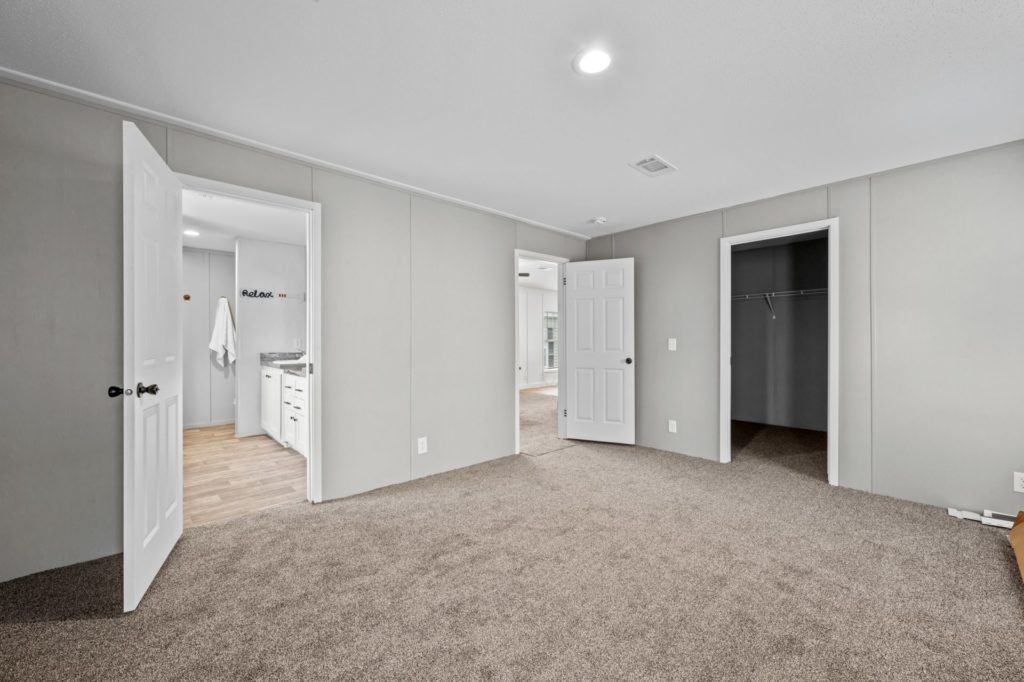 4 Bed/2 Bath Home in Ocala | Predator | Uncle Roy's Mobile Homes