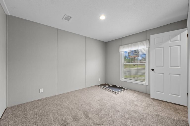 4 Bed/2 Bath Home in Ocala | Predator | Uncle Roy's Mobile Homes